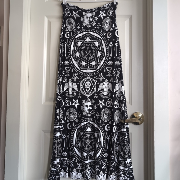 Killstar | Dresses | Black And White Killstar Occult Symbolism Maxi ...